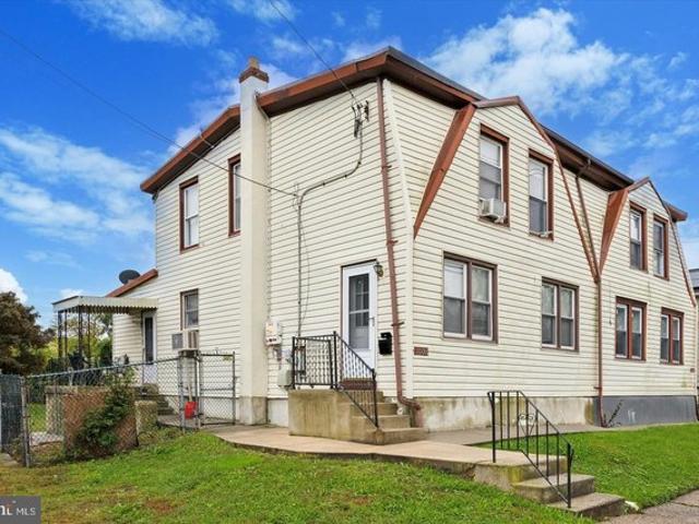 1000 Main Ave, Croydon, PA 19021