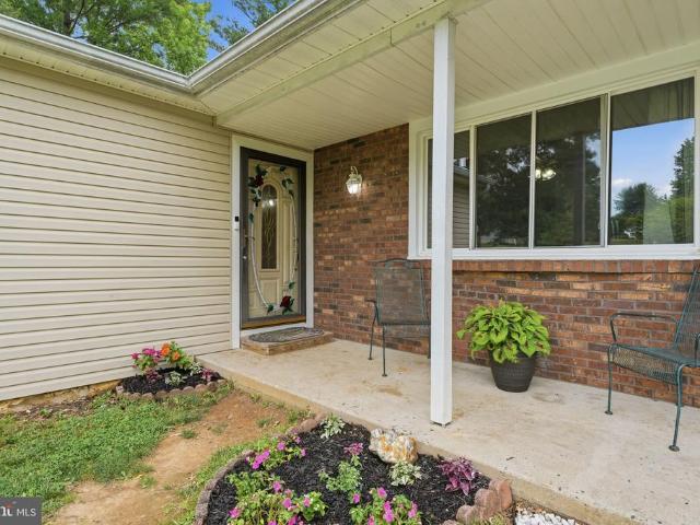 1000 Manor Lane