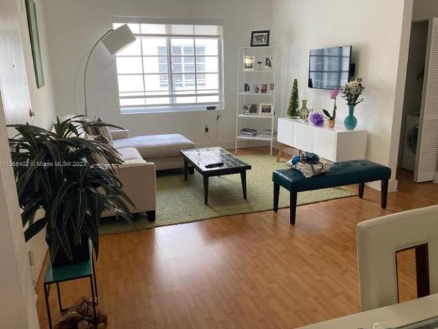 1000 Meridian Ave #8, Miami Beach, FL 33139