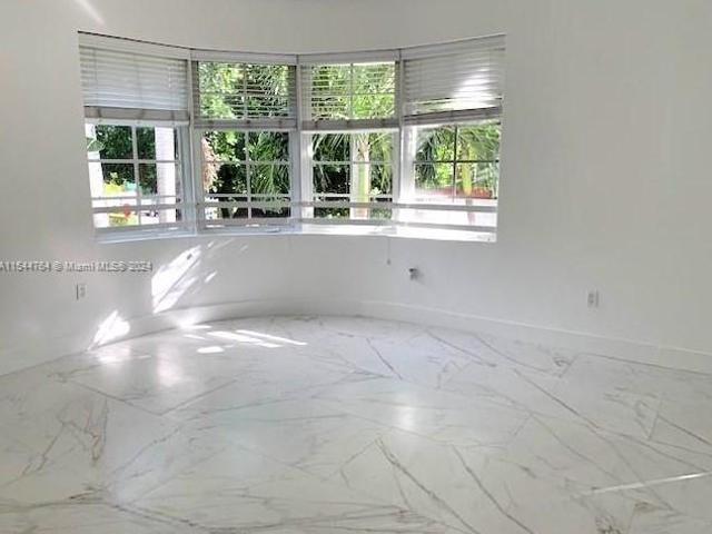 1000 Meridian Ave #23, Miami Beach, FL 33139