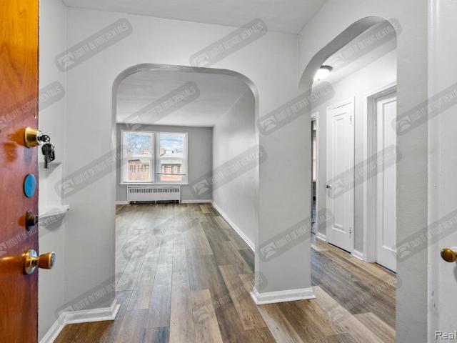 1000 merton road # 3