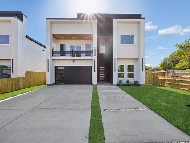 1000 N Bagley St, Dallas, TX 75211