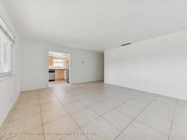 1000 NE 9th Ave, Unit 6, Delray Beach, FL 33483 | MLS #26 29 | Compass