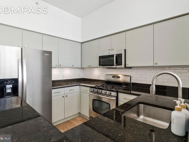 1000 New Jersey Ave SE 1212, Washington, DC