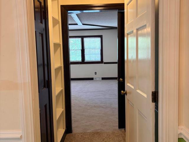 1000 Niblick Drive