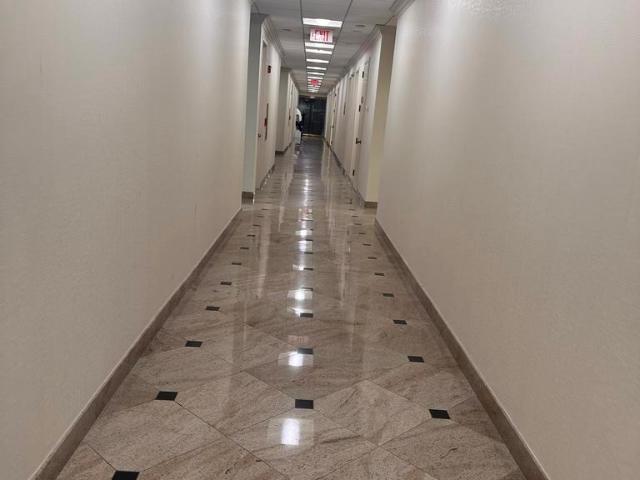 1000 Northern Boulevard 220