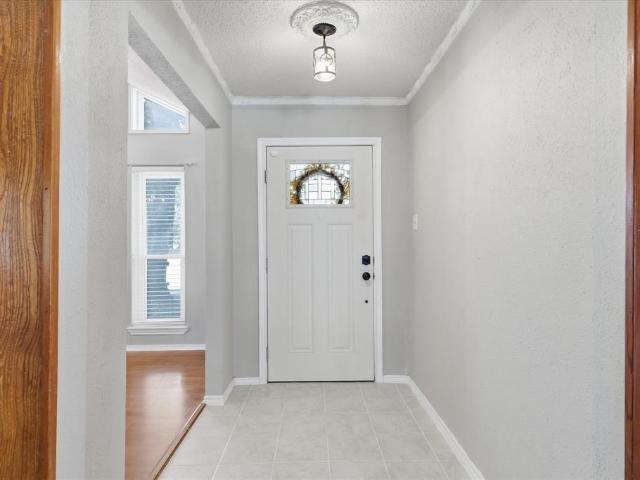 1000 Oxfordshire Dr, Carrollton, TX 75007 | MLS #21317