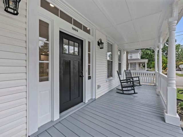 1000 Oak Street