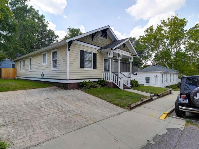 1000 Belleview Street