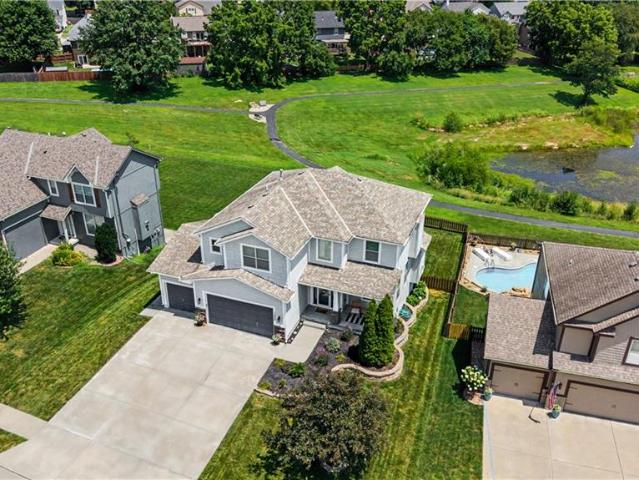 1000 bellflower lane