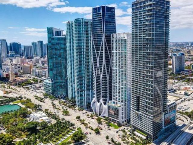 1000 Biscayne Blvd #2802, Miami, FL 33132