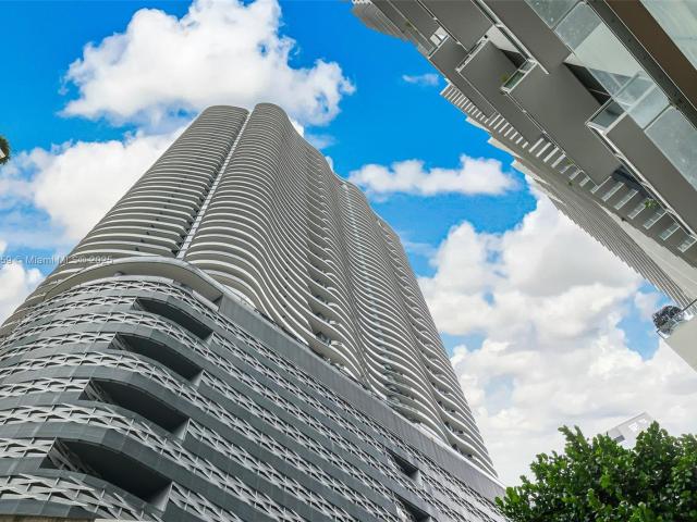 1000 Brickell Plaza, Unit 3002, Miami, FL 33131 | MLS #A12017