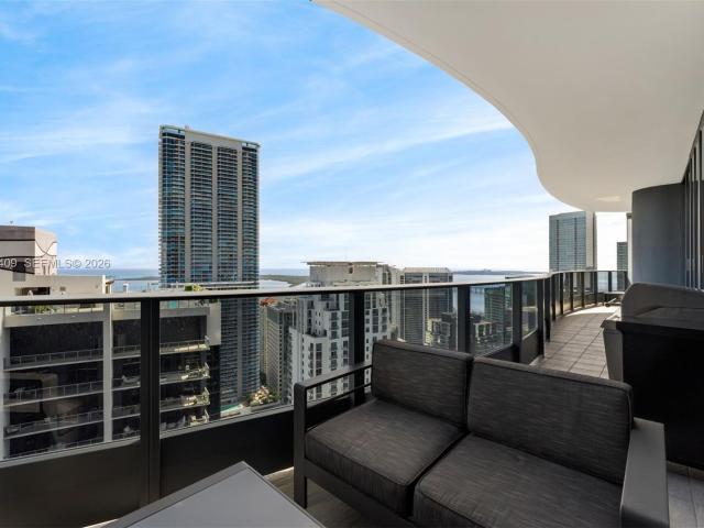 1000 Brickell Plaza, Unit PH5203FURN, Miami, FL 33131 | MLS #A11953