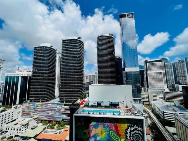 1000 Brickell Plaza #2614, Miami, FL 33131