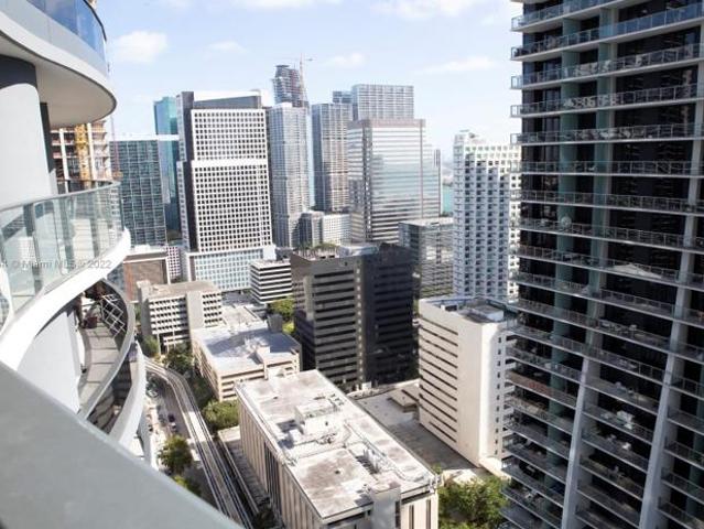 1000 Brickell Plaza #3507 Miami, FL 33131