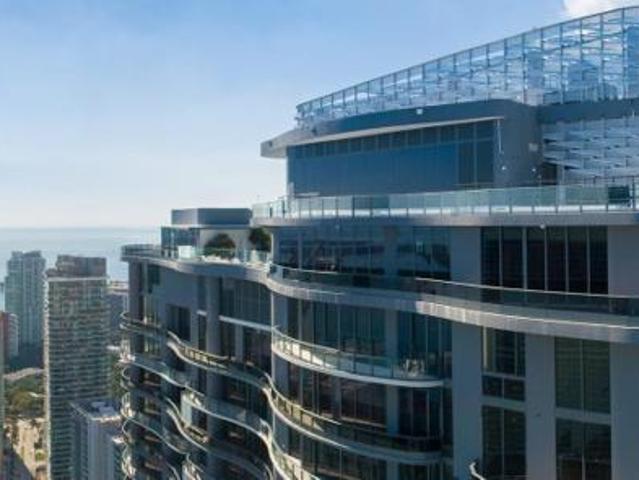 1000 Brickell Plaza #3903, Miami, FL 33131