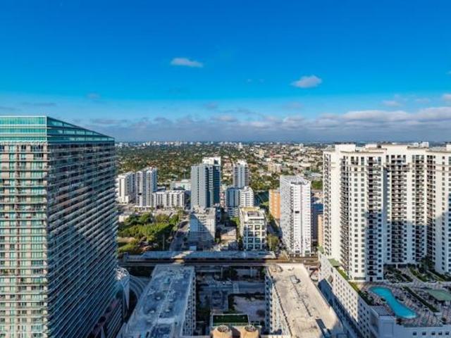 1000 Brickell Plaza #3906, Miami, FL 33131