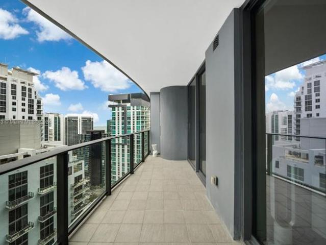 1000 Brickell Plaza #4103, Miami, FL 33131