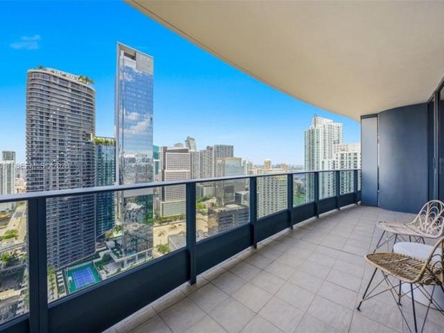 1000 Brickell Plz Unit 4014, Miami, FL 33131
