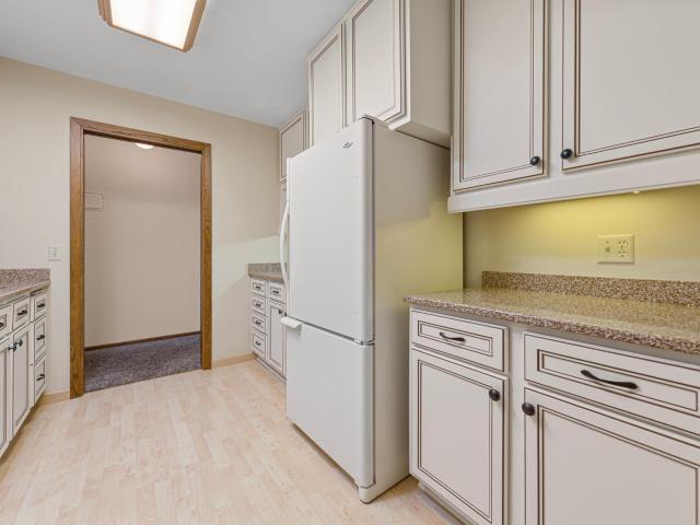 1000 Cannon Valley Drive E # 124