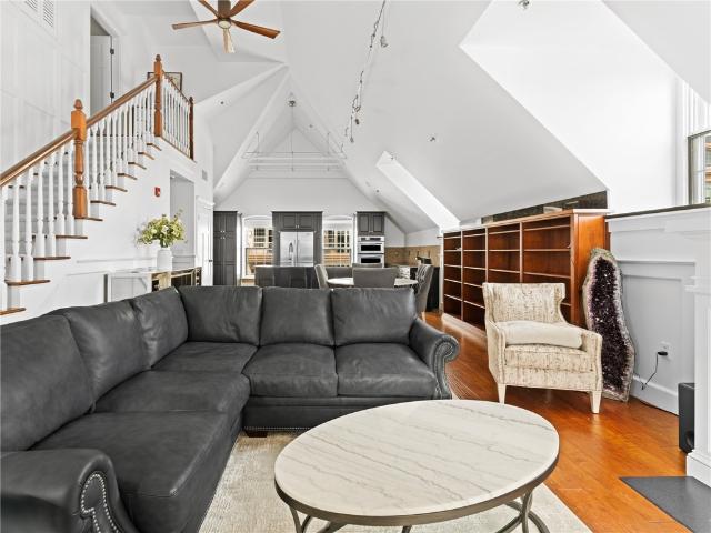 1000 Chapel View Boulevard 313
