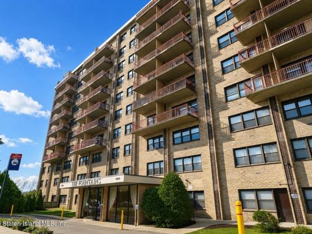 1000 Clove Rd Apt 6F, Staten Island, NY 10301
