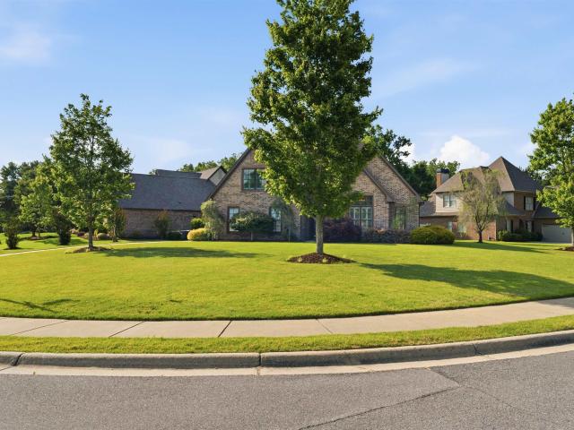 1000 Columbia Circle