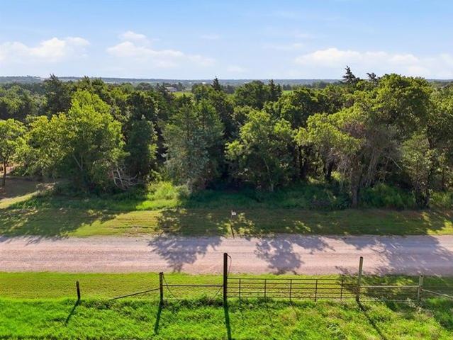 1000 Creekside Trl Unit 6, Guthrie, OK 73044