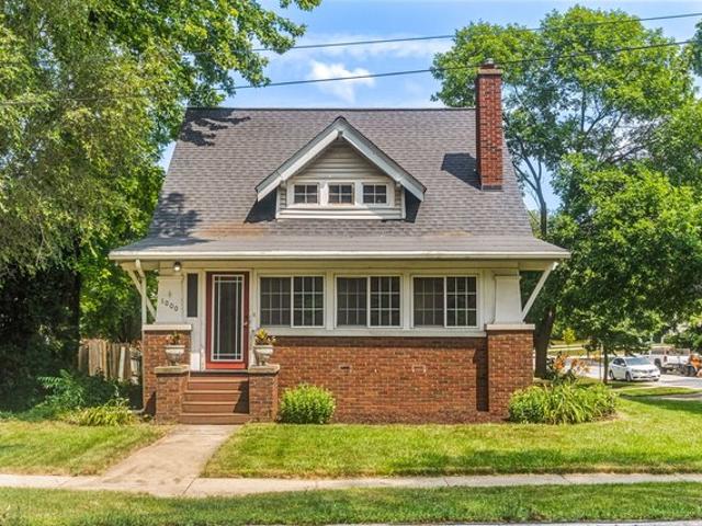 1000 Division St, Lisle, IL 60532
