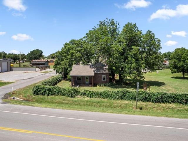 1000 E Highway St Unit 1008, Iowa Park, TX 76367
