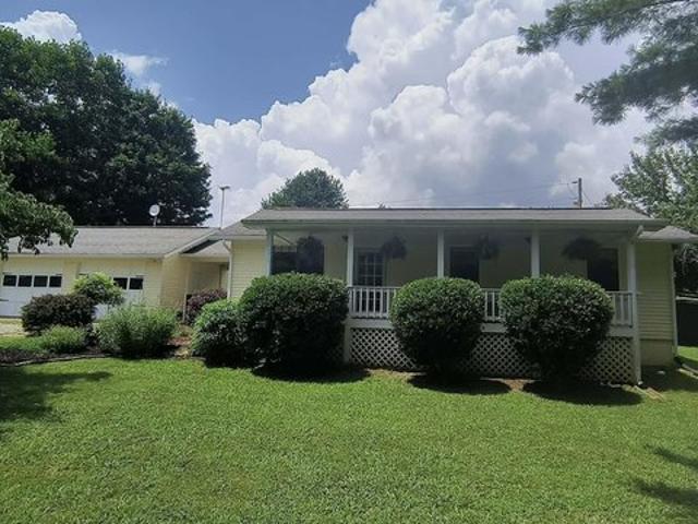 1000 E Hwy # 25 70, Dandridge, TN 37725