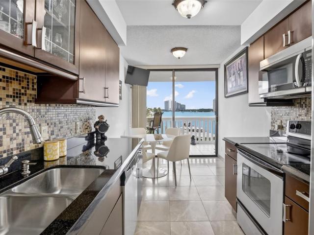 1000 E Island Blvd, Unit 312, Aventura, FL 33160 | MLS #A11945