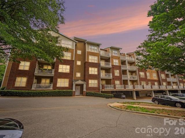 1000 E Woodlawn Rd Apt 415, Charlotte, NC 28209