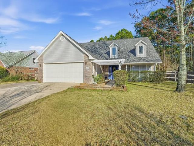 1000 Fay Dr, Mary Esther, FL 32569