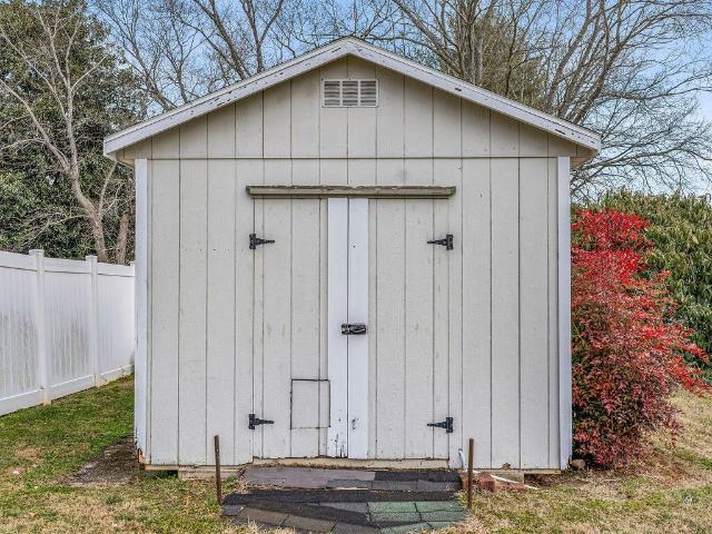 1000 Grandview Drive