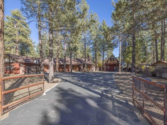 1000 Holden Ave, Big Bear City, CA 92314