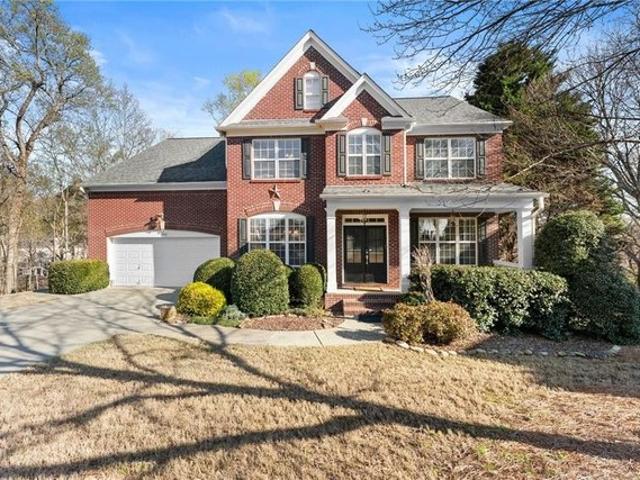 1000 Island Bluff Ln, Buford, GA 30518