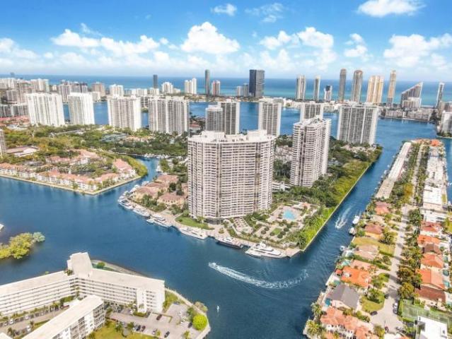 1000 Island Blvd W #1212, Aventura, FL 33160