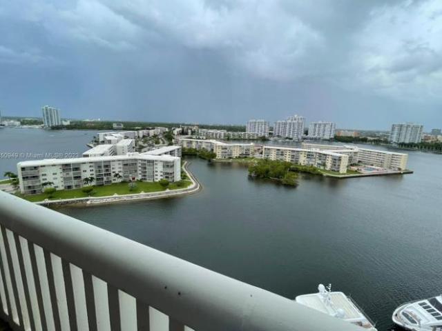 1000 Island Blvd W #1610, Aventura, FL 33160