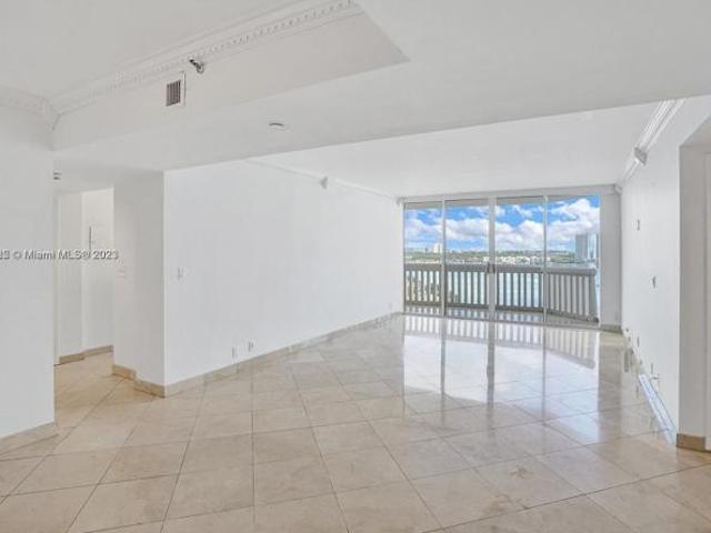 1000 Island Blvd W #1612, Aventura, FL 33160