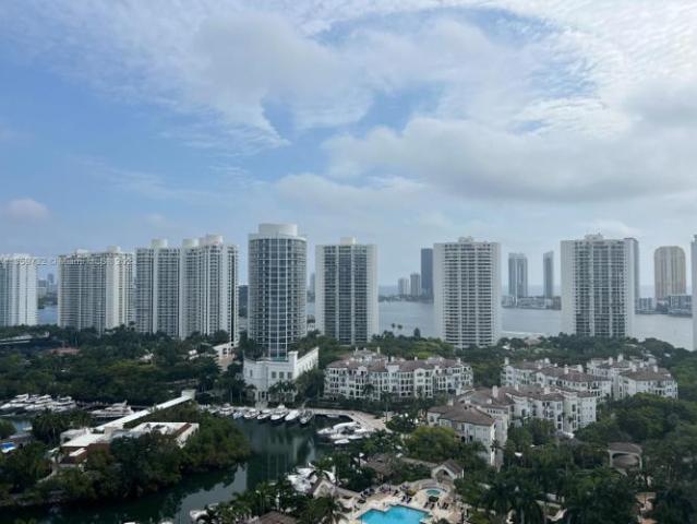 1000 Island Blvd W #2304, Aventura, FL 33160