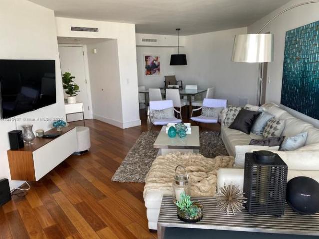 1000 Island Blvd W #2810, Aventura, FL 33160