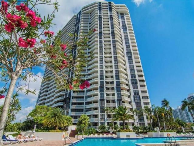 1000 Island Blvd W #3005, Aventura, FL 33160