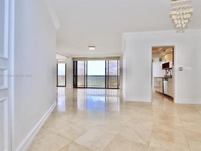 1000 Island Blvd #2711, Aventura, FL 33160