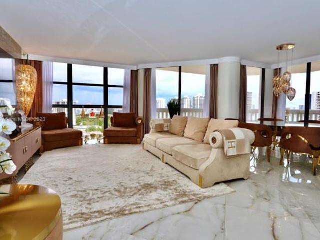1000 Island Blvd #2304, Aventura, FL 33160