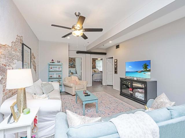 1000 King Street 2 Bedroom Apartment for Rent at 1000 King St, Charleston, SC 29403 North Central
