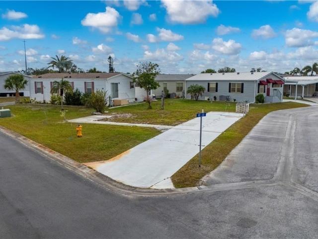 1000 Kings Hwy, Port Charlotte, FL 33980 | MLS #2026015