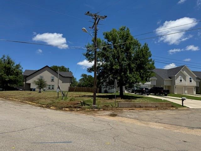 1000 Layne Dr, Denison, TX 75020 | MLS #20953