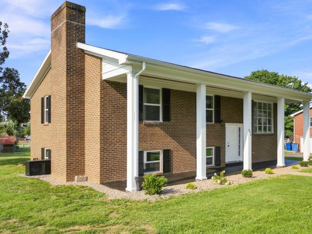 1000 Regency Road