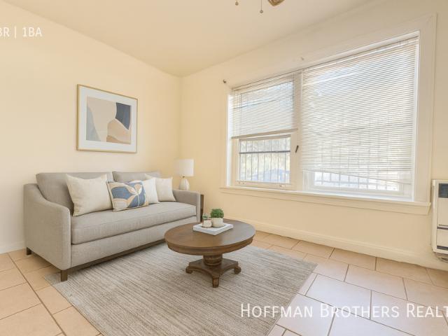 1000 S Grand View St Los Angeles, CA 90006